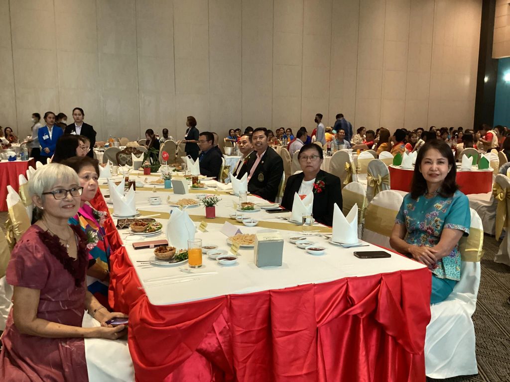 รองอธิการบดีฝ่ายกิจการนักศึกษาและเครือข่ายศิษย์เก่า ร่วมงานรวมพลสมาชิก ...